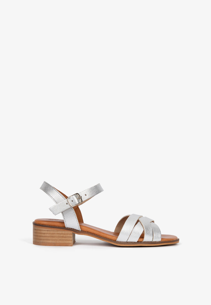 Shepherdess Sandals Silver Leather – Schuberts Footwear